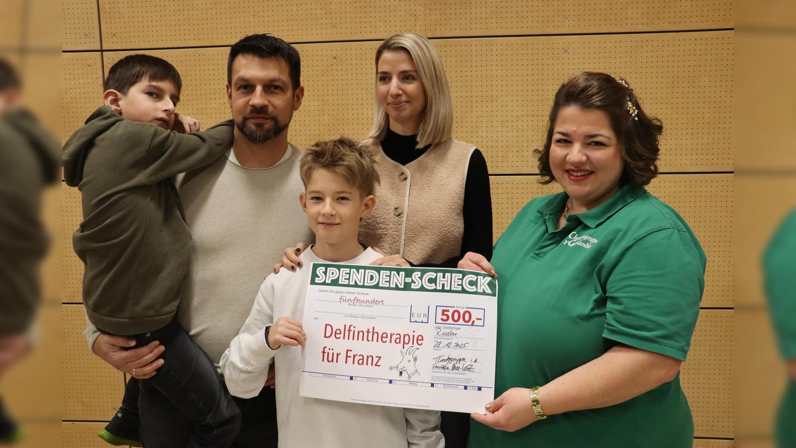Riedener „D´Goaslandler” spenden für hilfreiche Delfintherapie ...