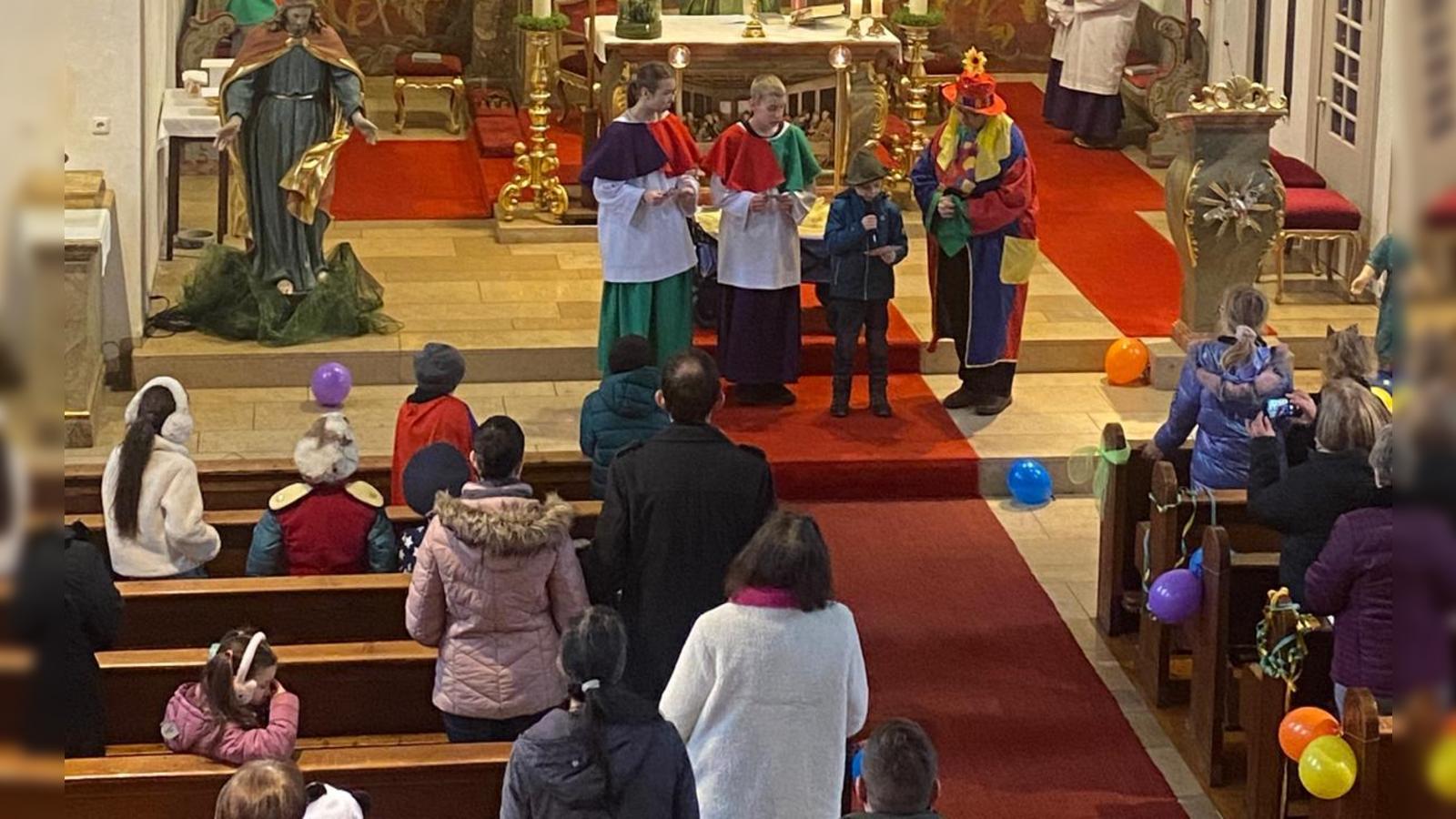 Gute Laune und süße Krapfen beim Faschingsgottesdienst in Störnstein ...