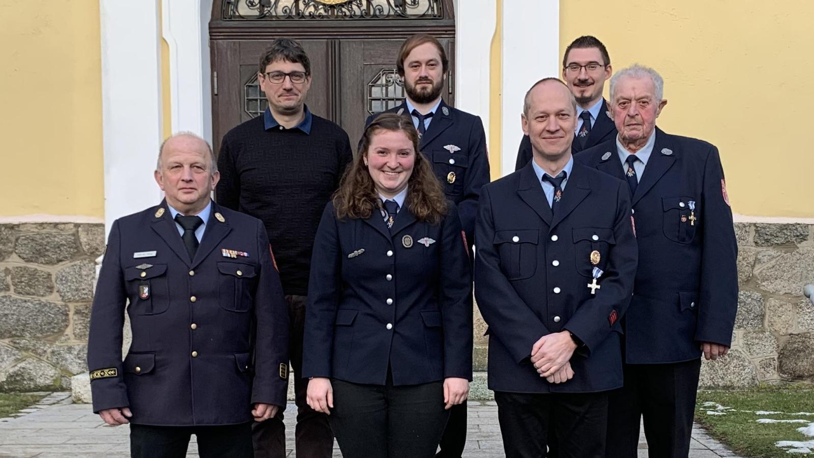 Ein Jahr voller Herausforderungen und Erfolge bei der Feuerwehr ...