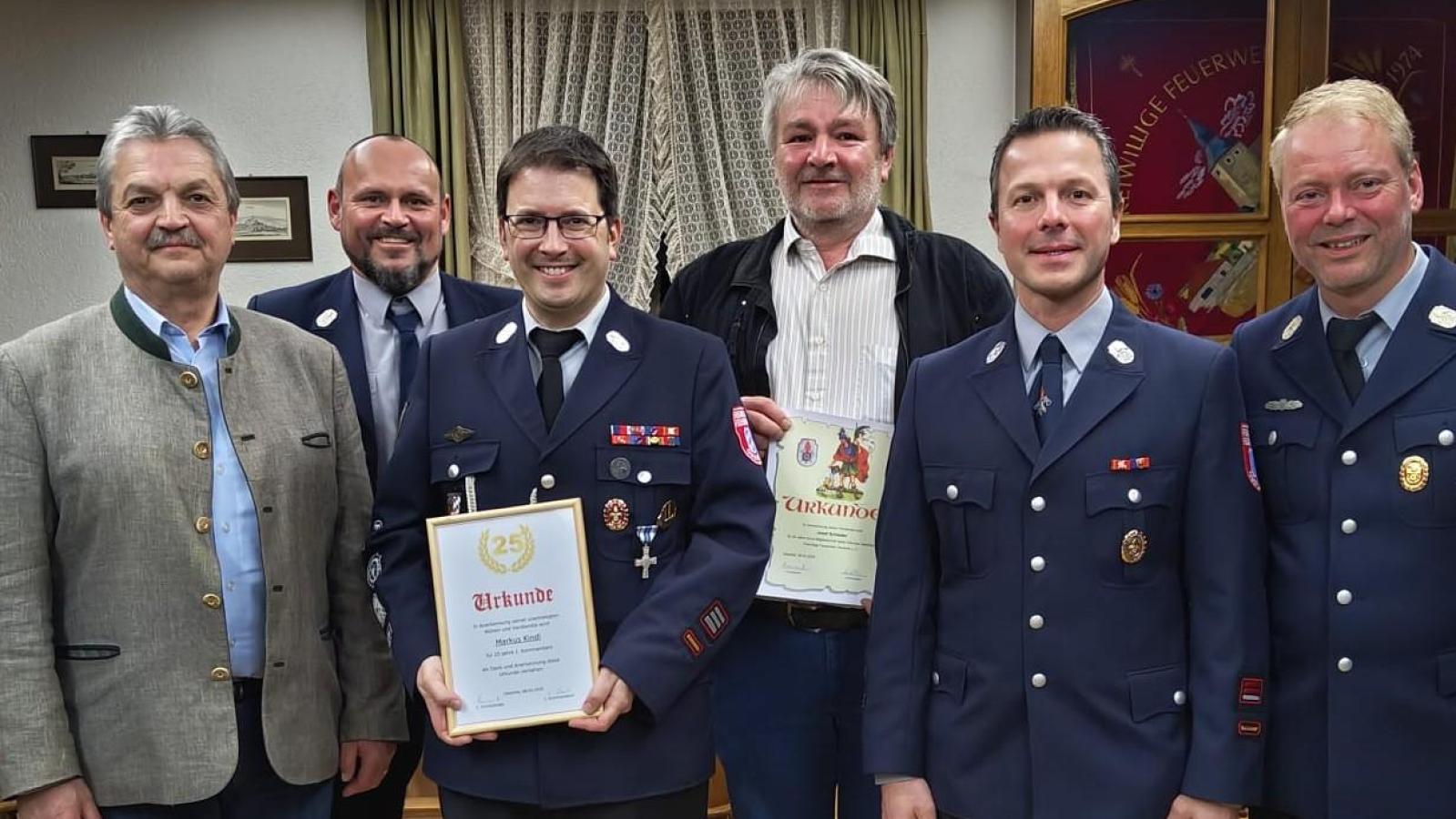 Eine besondere Ehrung - 25 Jahre Kommandant der Freiwilligen Feuerwehr ...